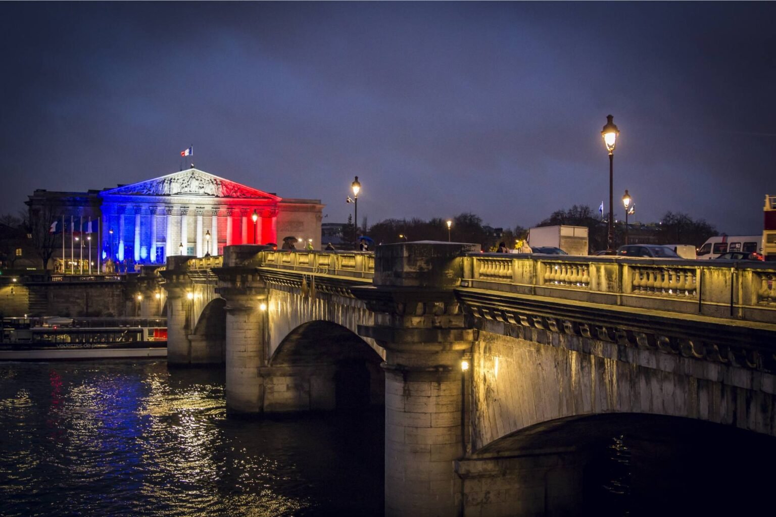 France - Capital, Population, Economy & Culture - Countrypedia Online